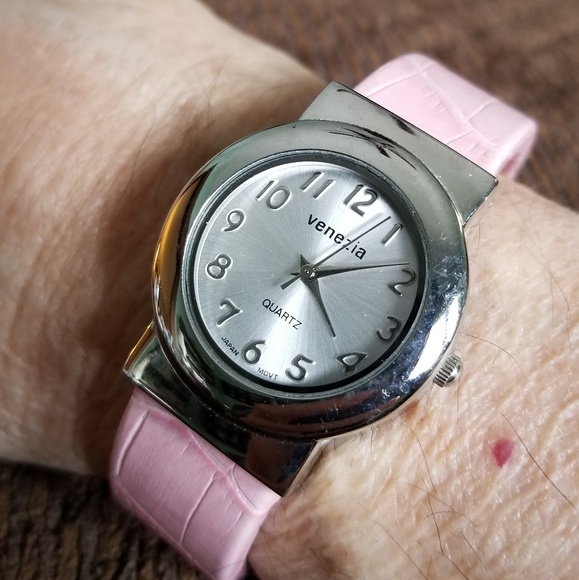Venezia | Accessories | Venezia Quartz Pink Bracelet Womens Watch ...